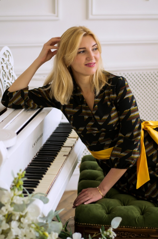 Anna (Paris), délicieuse femme en France, disponible pour un rendez-vous