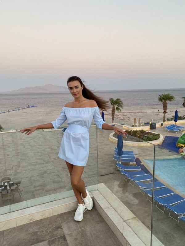Yulia (Israël), gracieuse femme en Israël, disponible pour un rendez-vous